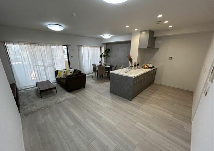 “NEW!!”【中古マンション】福岡市南区大橋4丁目 2LDK 最上階 – 太宰府市・筑紫野市・大野城市・春日市・小郡市・福岡市南区・城南区・須恵町・宇美町・筑前町・志免町・粕屋町の不動産売買専門